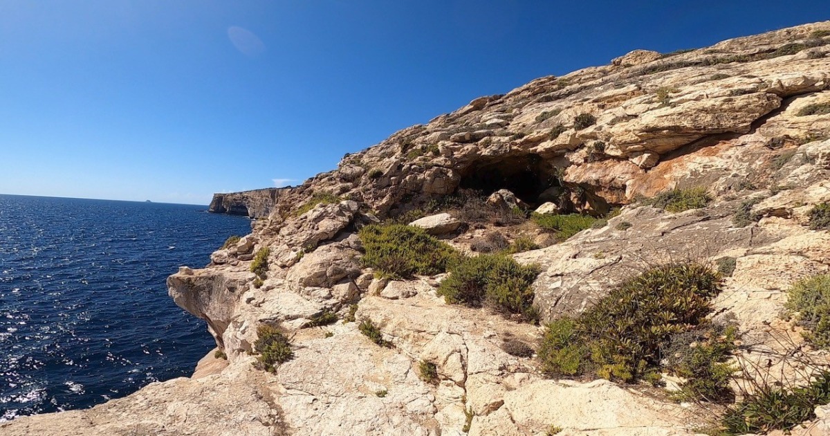 WATCH: Explorer makes his way through ‘nameless’ Hal-Far cave