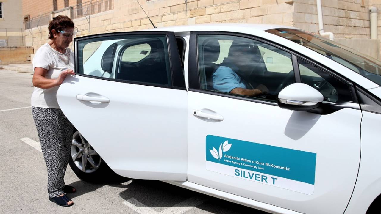 Free transport for the elderly to run daily errands now available in 18 ...