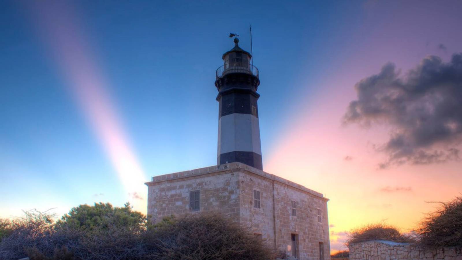 A unique accommodation! Phase one of Delimara lighthouse restoration ...