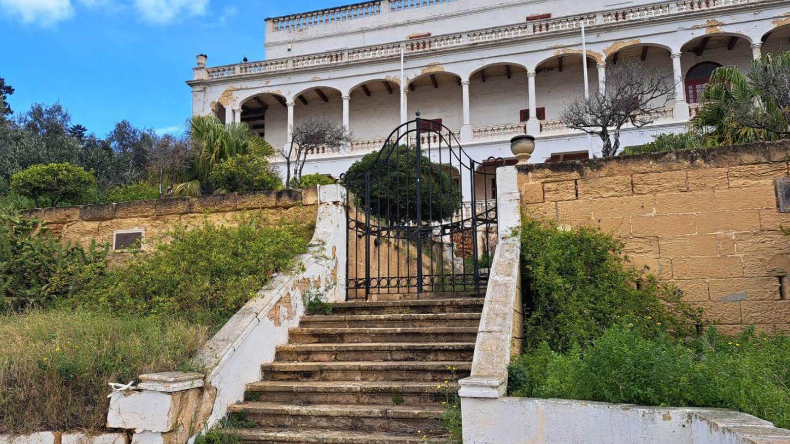 Spectacular! Kalkara’s 19th century Villa Portelli undergoing full ...
