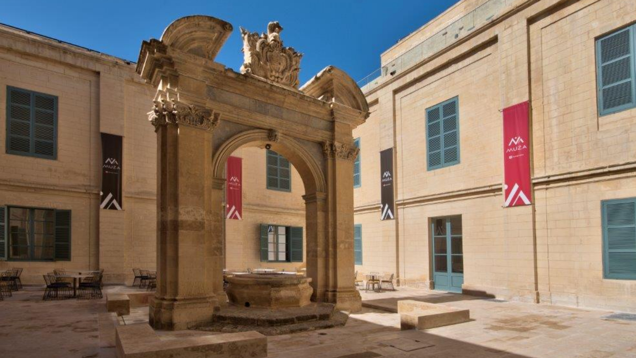 A grand staircase was discovered at the Auberge D’Italie (& its history ...