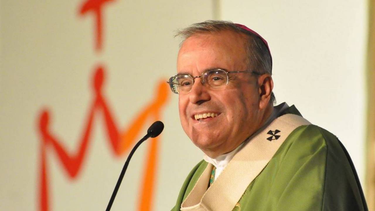 Archbishop Emeritus Mons. Paul Cremona is urgently rushed to hospital