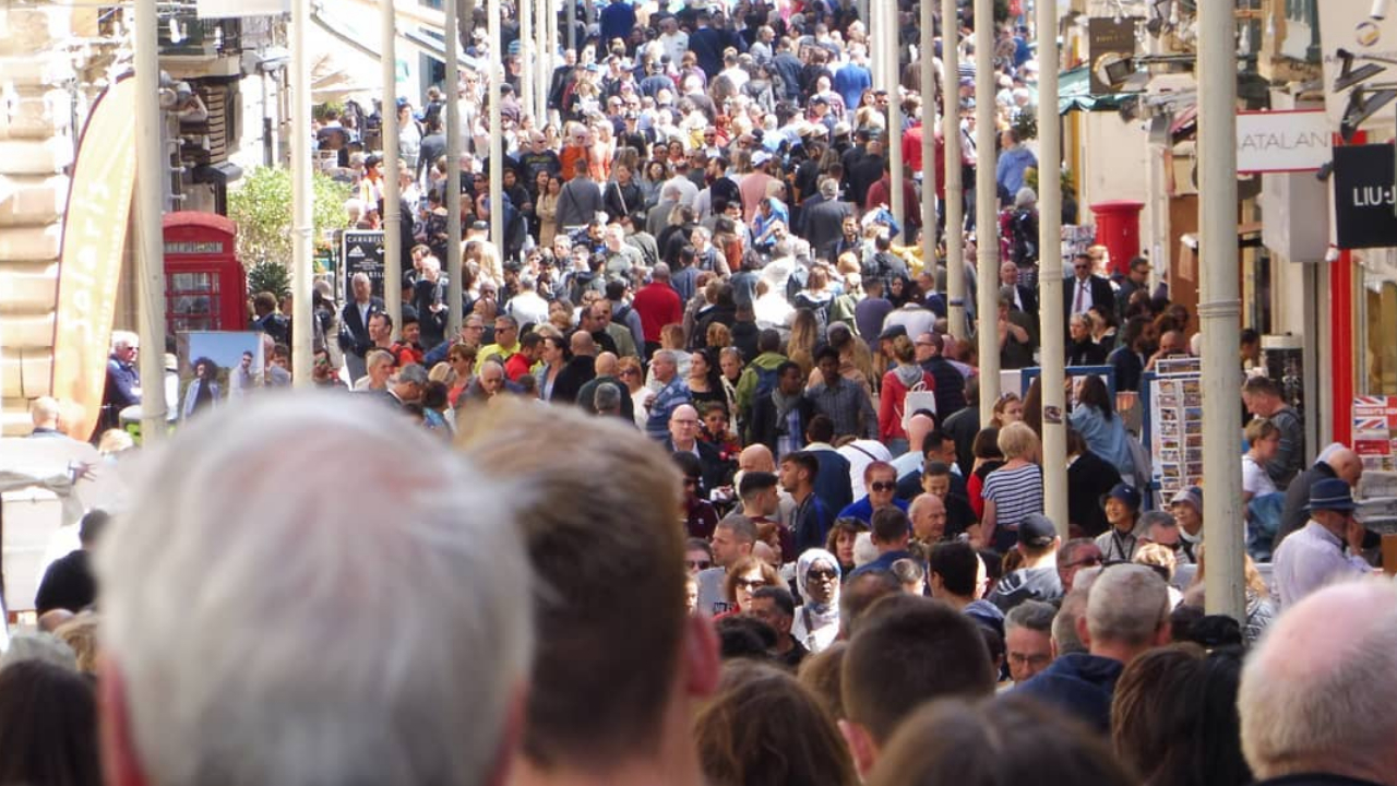 3 things that bother me about Maltese people