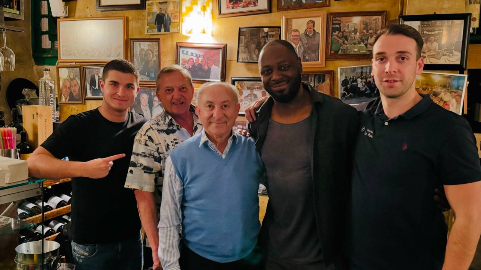 Star-struck! Tottenham Hotspur legends spotted dining at Trattoria Da ...