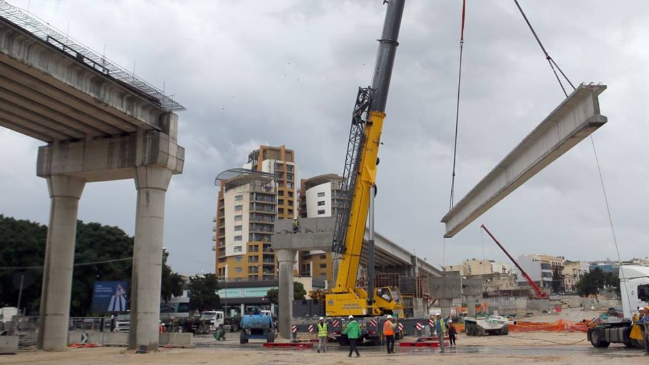 Heads up! New diversions at the Marsa flyover junction as from TONIGHT!