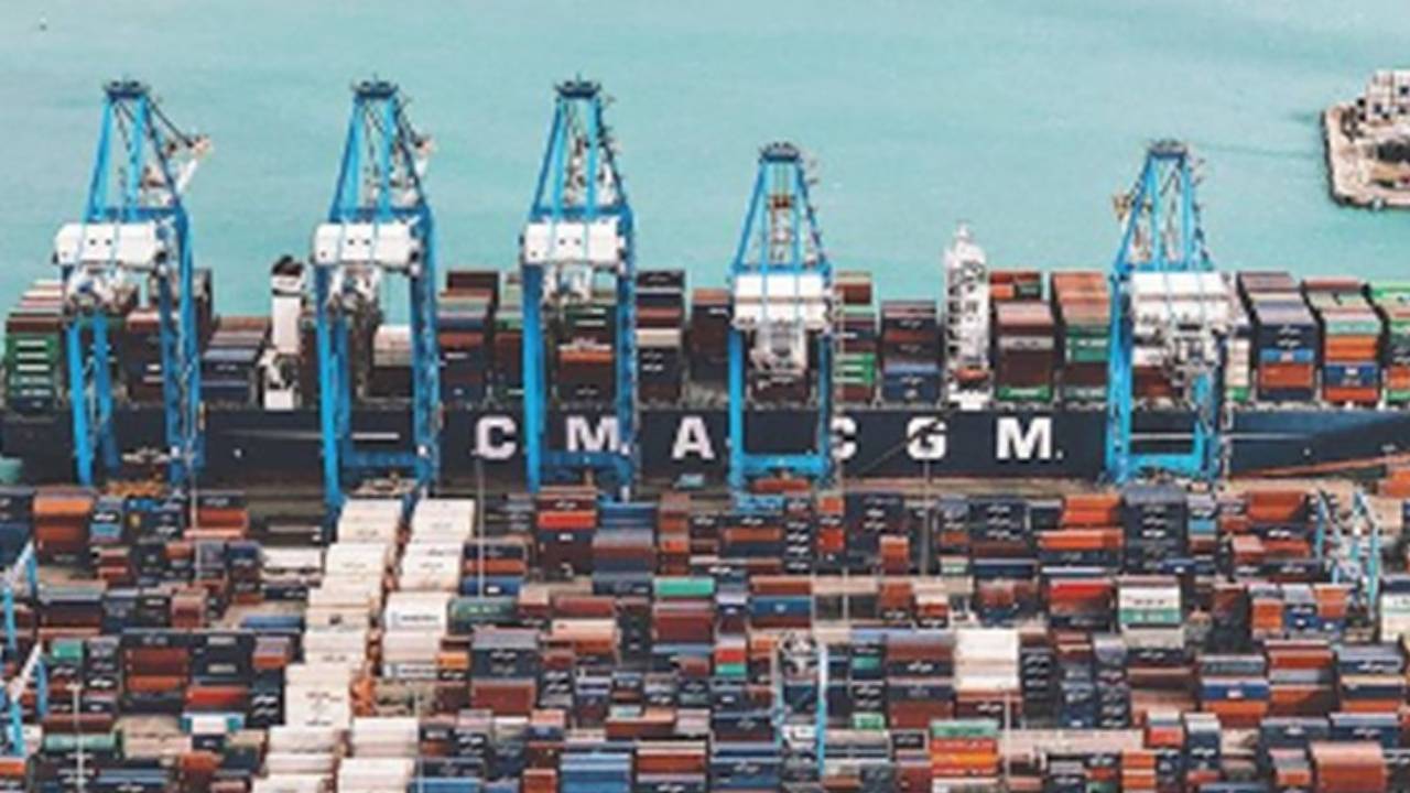 One Freeport worker tested positive for Coronavirus last week