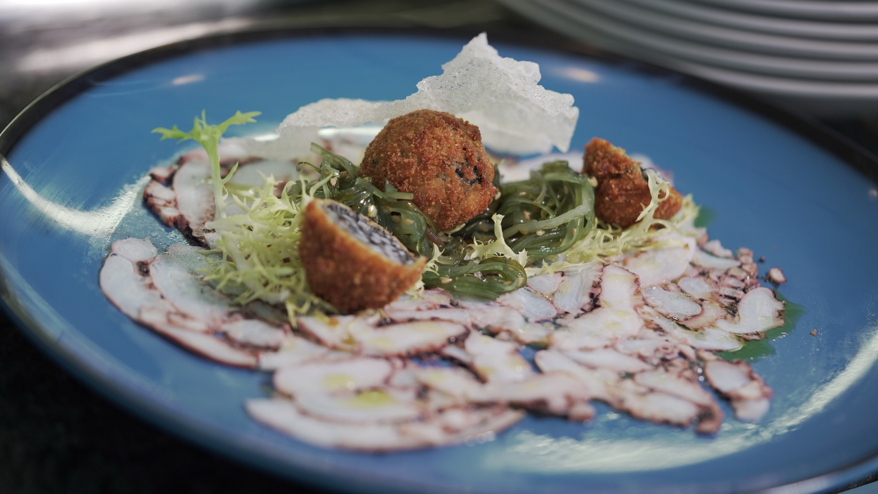 Fish lovers: this waterfront eatery will wow you